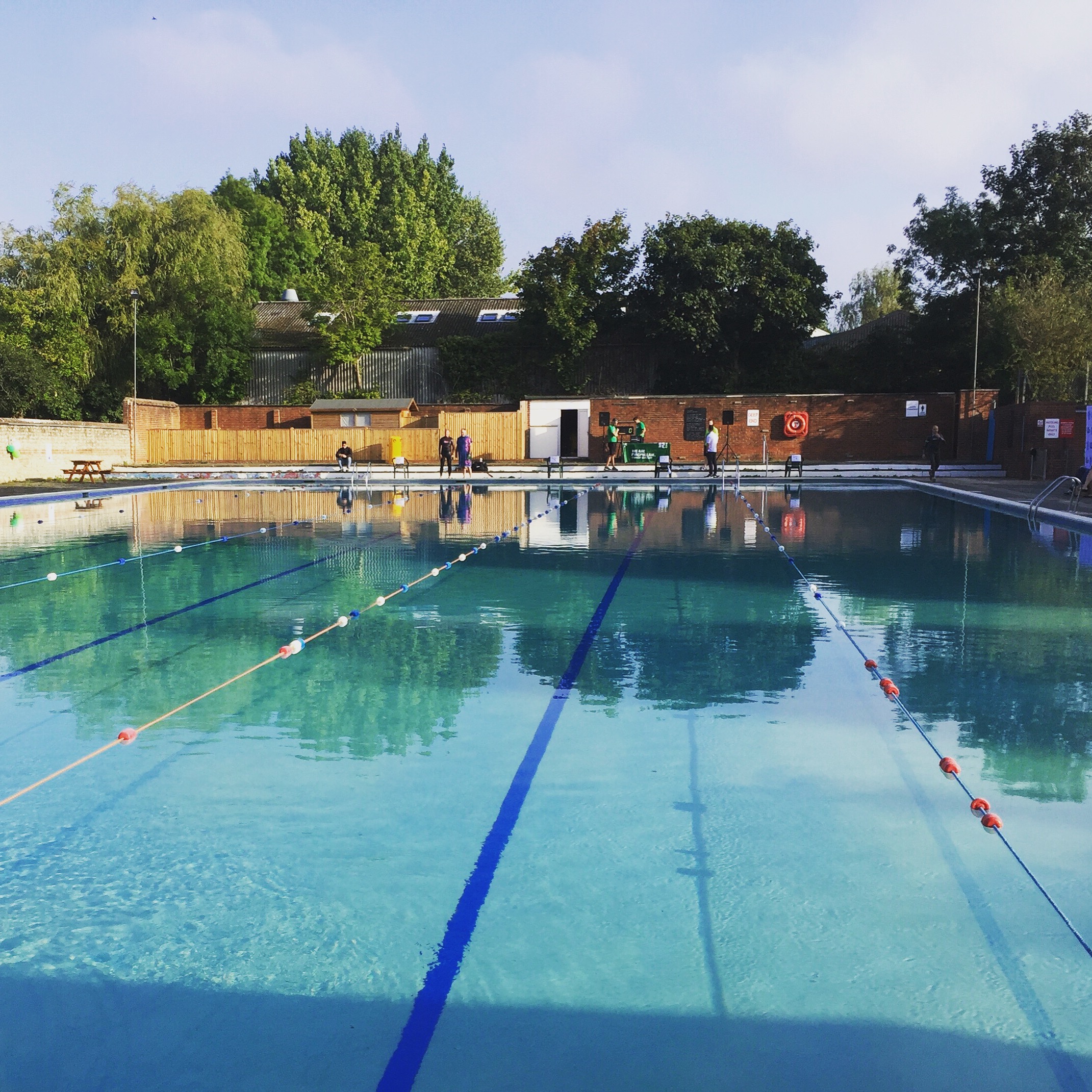All out swim at Pells Pool – TEAM Mermaids